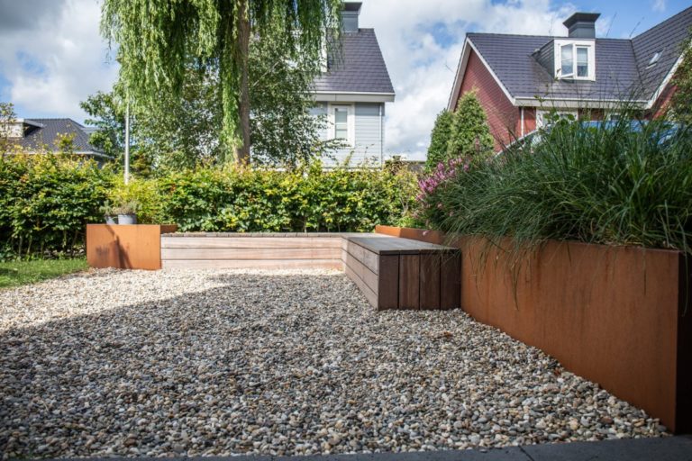 Durable Steel Landscape Edging for Gardens & Yards